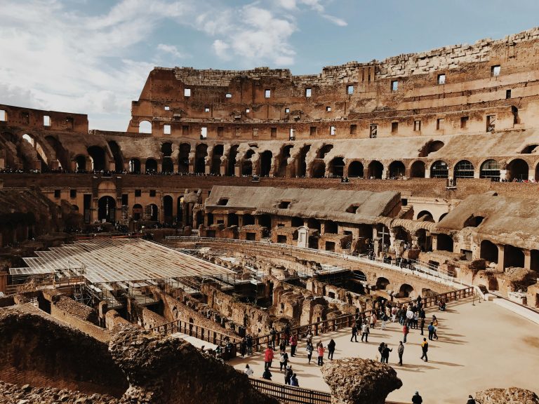Explore 9 Iconic Historical Travel Destinations You'll Love